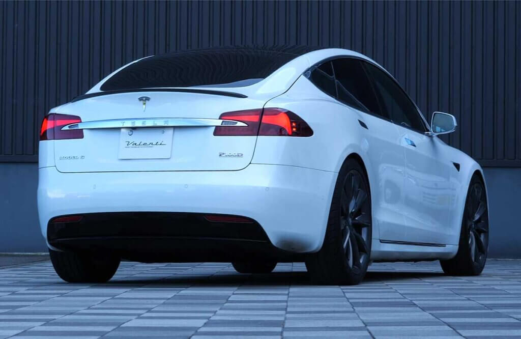 16-21 Tesla MODEL S ULTRA series Jewel LED Tail Lights - Valenti USA ...